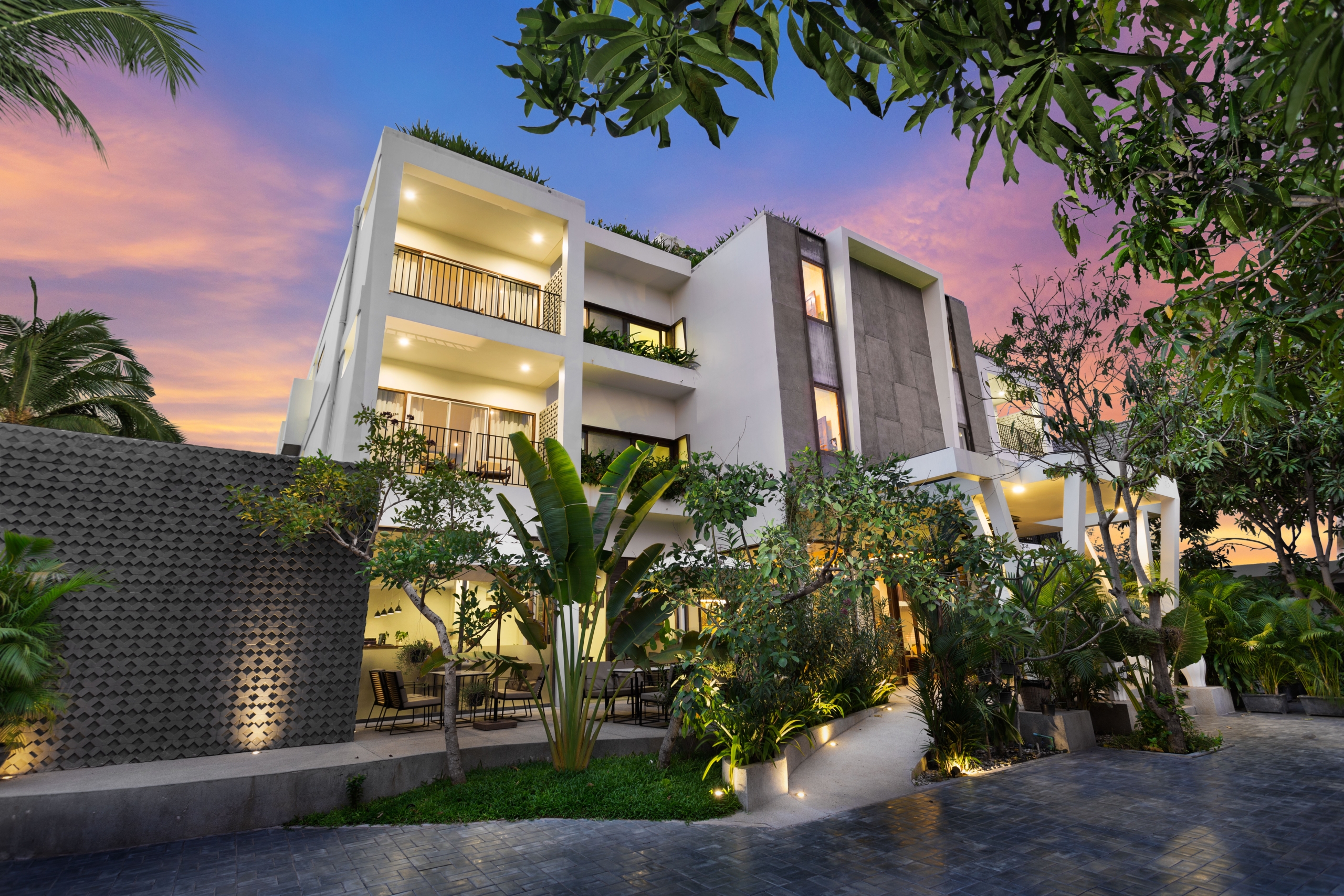 The Calm Oasis Hotel | Serene Stays with Pool Views and Free Bus ...